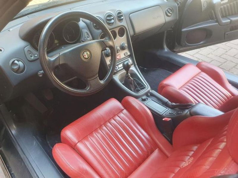 Alfa Romeo Spider 3.0i V6 24V cat L Usata a Bologna - VetrinaMotori